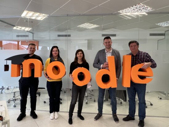 Moodle slavi 22. rođendan - CARNET